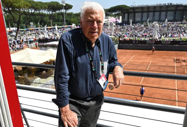 Nicola Pietrangeli: Un Pioniere del Tennis Italiano – Artein Notizie