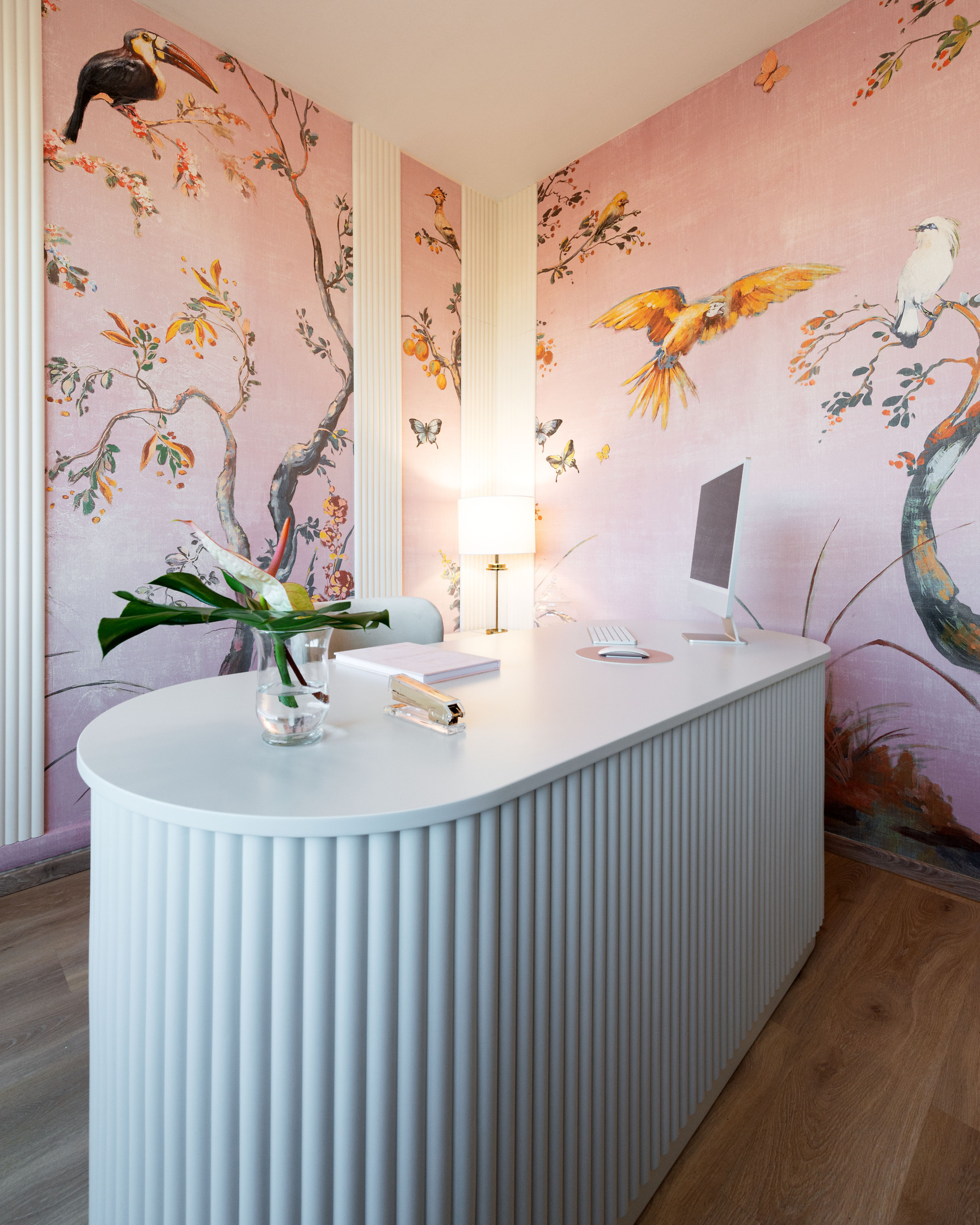 Amabile Martina Strazzer: Un Focal Point della Modernità – Artein Notizie